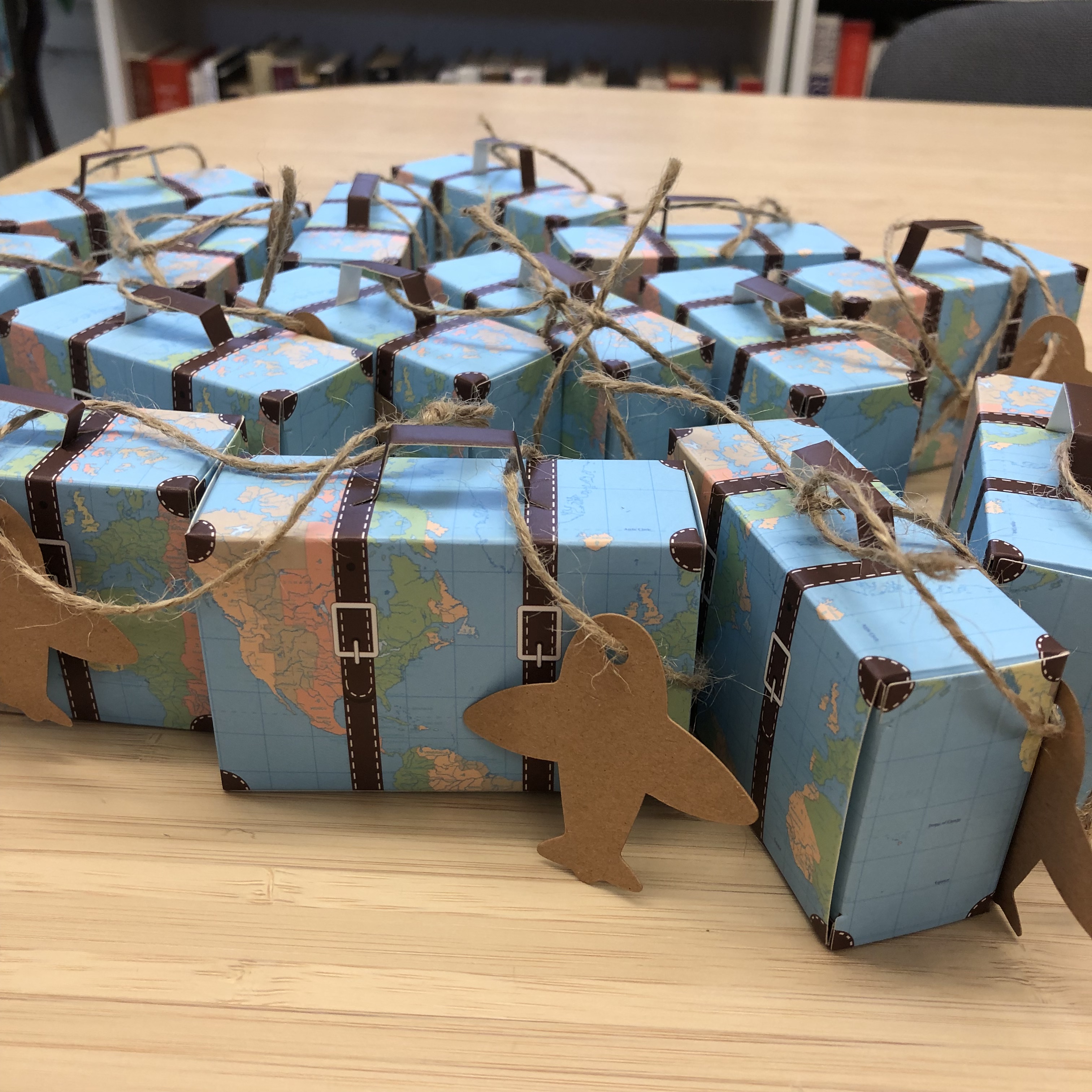 Gal’s Guide Passport – Gal's Guide